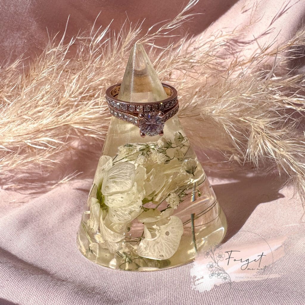 Ring Holder - Forget Me Not